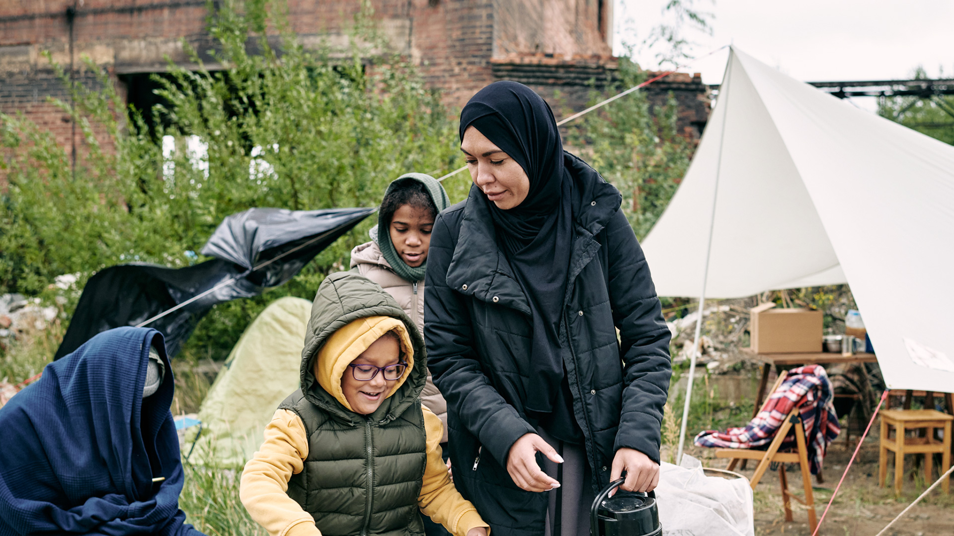 International Crisis and the Gender Gap - Government of Japan - CNN